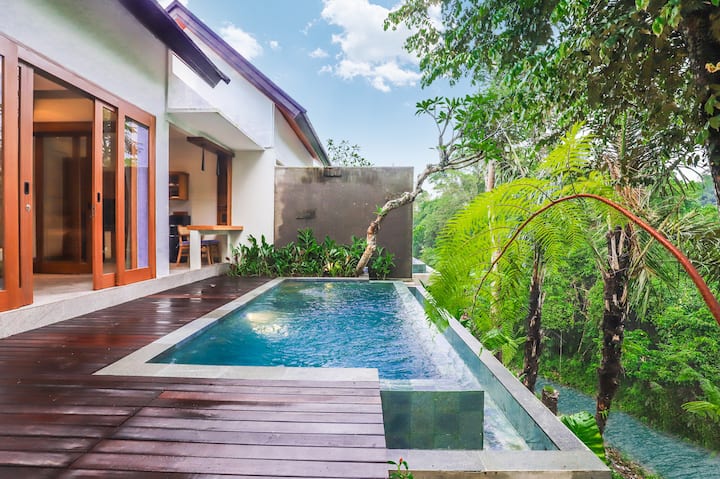 1bdr Misty River-2: Villa With Infinity Pool - Indonésie