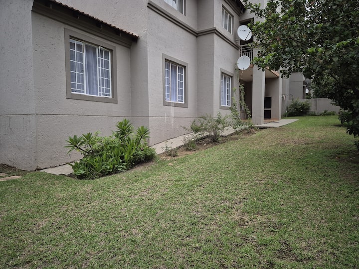 Mandy & Mos' Holiday Townhouse - Randburg