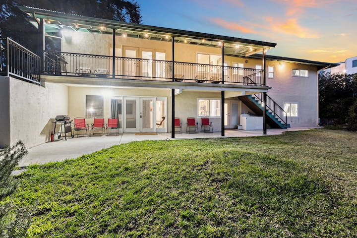 Lux King Bed, Big Yard, Prime Area, Ranch Style - San Diego, CA