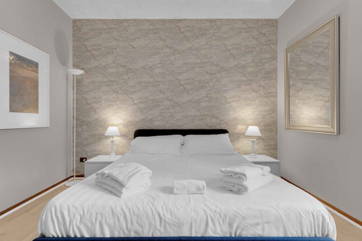 The House Of Via Muratori 11 - Milano