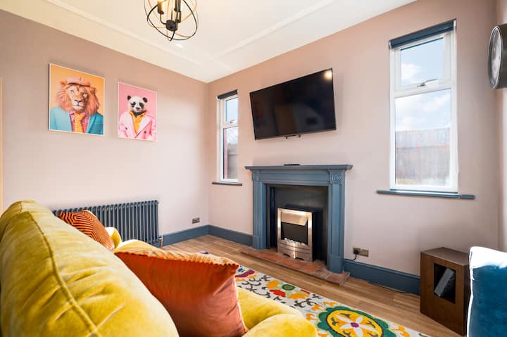 3 Bed | New Refurb | Modern & Stylish | Wifi - Cleethorpes