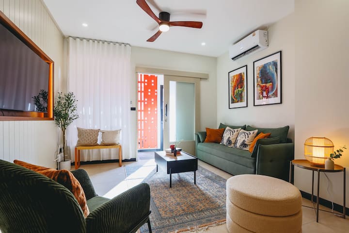 Welcoming 4br Villa Patong | Near Beach & Bangla - Patong Beach