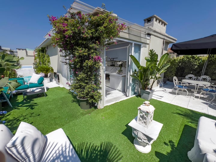 Attico Con Super Terrazzo