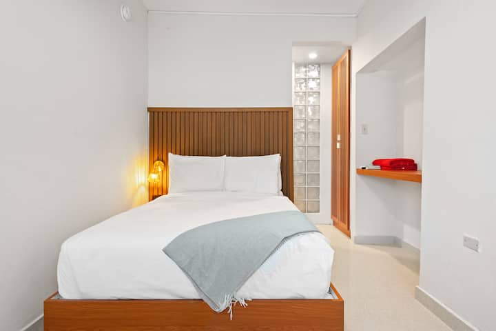 Ayana Inn Hotel | Cozy Room - San Juan