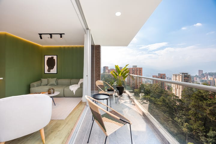 [C] Poblado Heights|12th Fl View|ac|spa|sauna - Medellin, Antioquia, Colombia