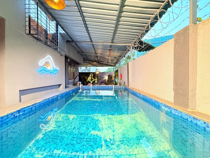 Hilltop Hideaway Party Friendly Pool Villa -