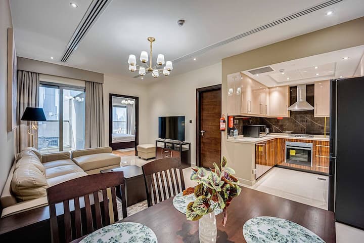 Amazing Burj Khalifa View From Brand New Apartment - Dubai