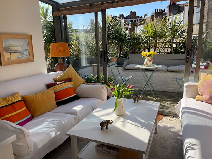 Stunning Light 2-bed Flat, Garden Terrace - Fulham
