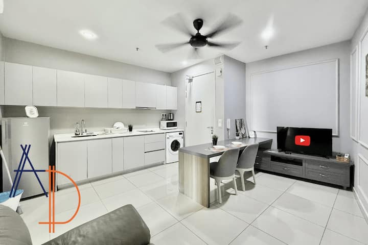 I-city Shah Alam | Modern 1-bedroom Unit (1.3) - Setia Alam