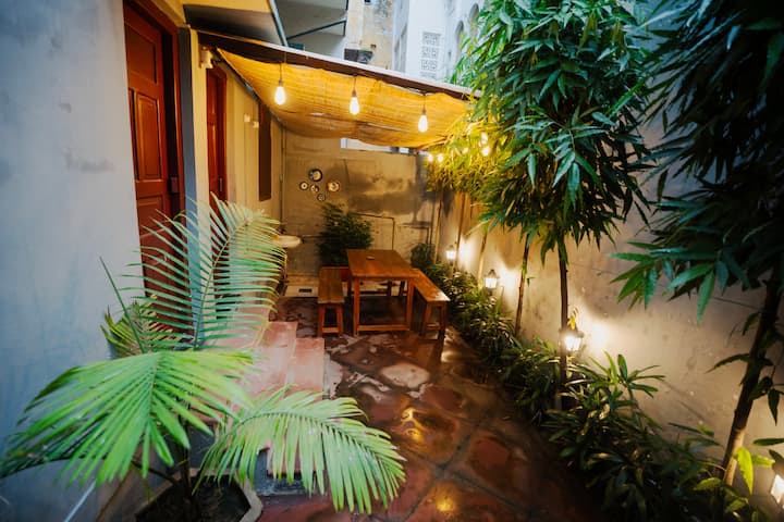 Stay Heritage: Experience The Past, Today - Varanasi