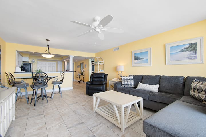 Amazing Beachfront Condo! - Myrtle Beach, SC