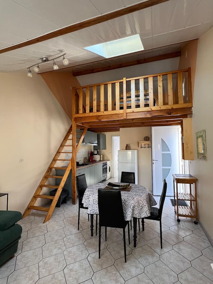 Au Camellia - ibis budget Clermont Ferrand Sud