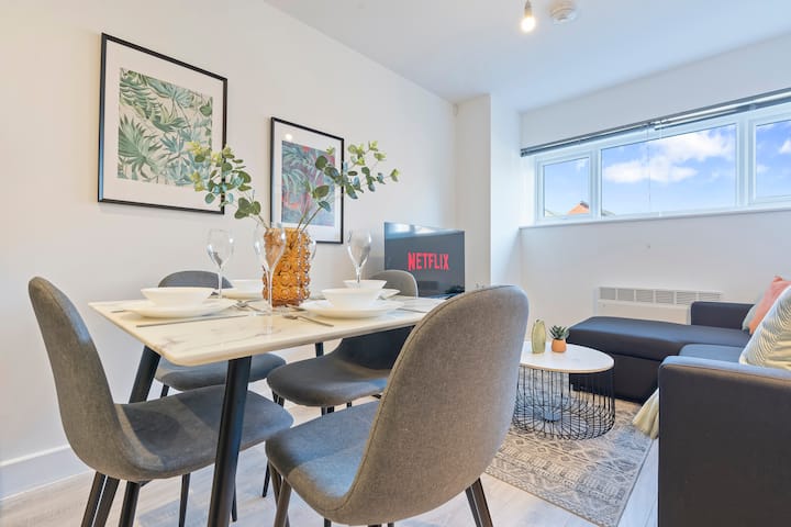 #27 The Silkworks Cov 2 Bed Apt. Sleeps 6 - Coventry