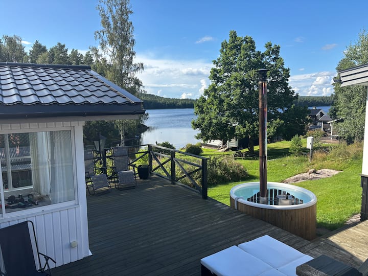 Sjöutsikt I Fiskevik - Sweden