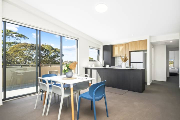 Spacious 2bdr In Manly Vale / C05 - Narrabeen