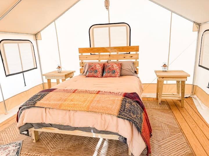 Glamping Tent At Kerr Lake — "The Refuge" - Lake Gaston