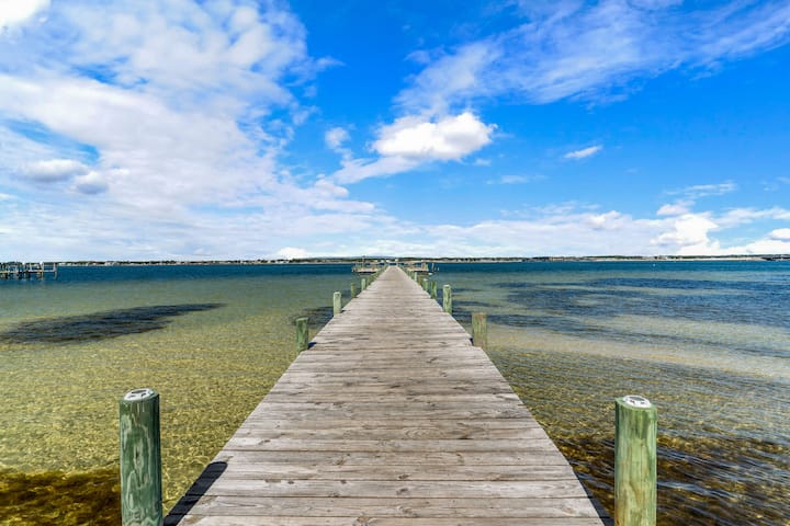 Floating Fantasea - Navarre, FL