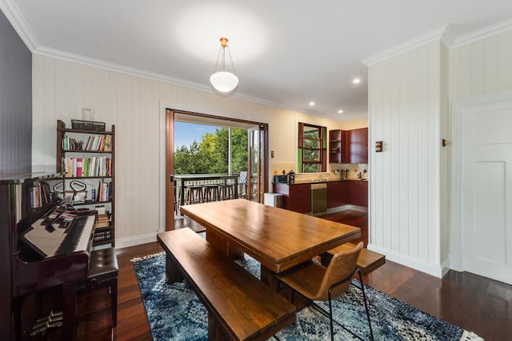 Beautiful Family Friendly Taringa Queenslander - Brisbane