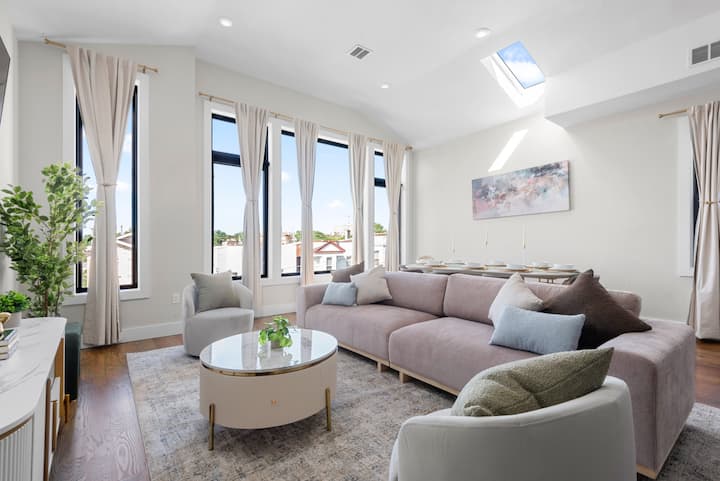 10 Min To Metlife | World Cup| Rooftop | Sleeps 9 - Jersey City, NJ