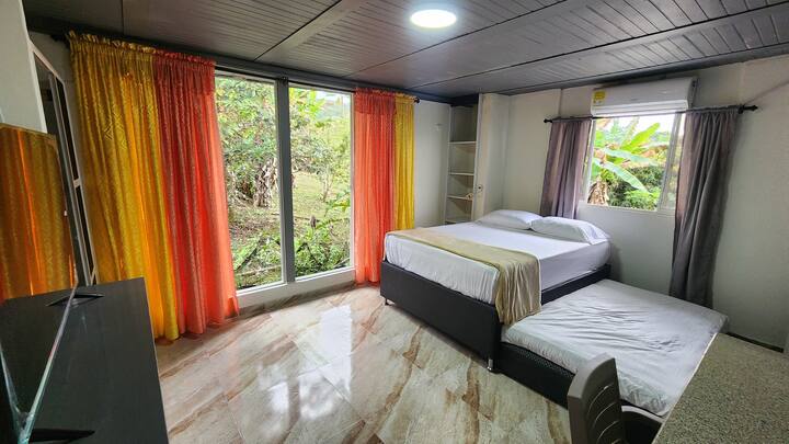 Hab Con Aire Y Baño Priv. En Finca-san Luis (Ant) - San Luis, Colombia