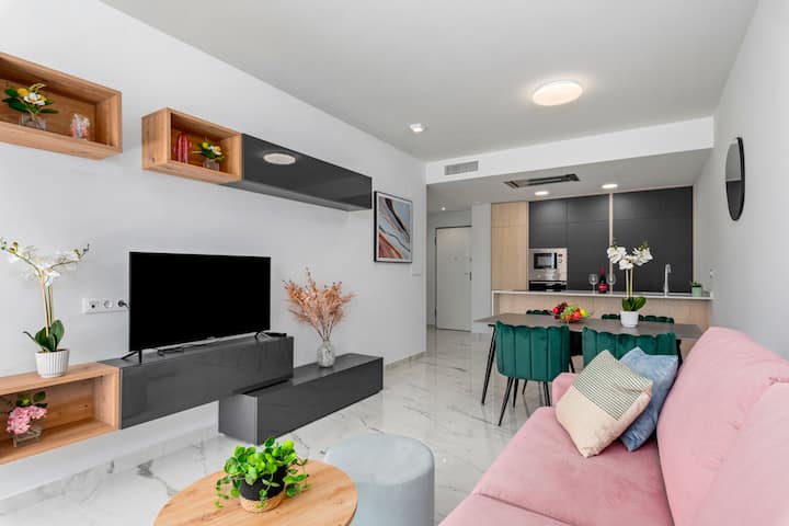 Amanecer Resort Stay – Pool & Private Parking - Playa Flamenca