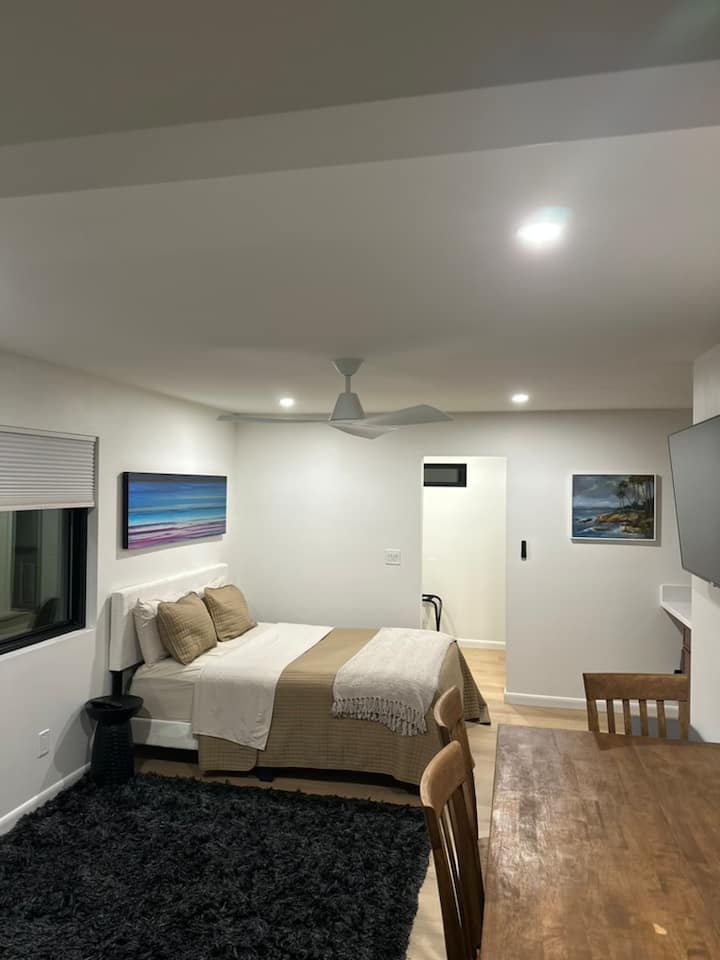 Guest Suite Near Beaches | Kitchenette Sleeps 4 - Miramar - San Diego
