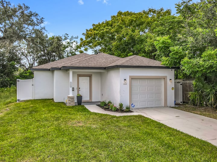 Cozy & Stylish Stay | Mins To Parks & Downtown - Lake Mary, FL