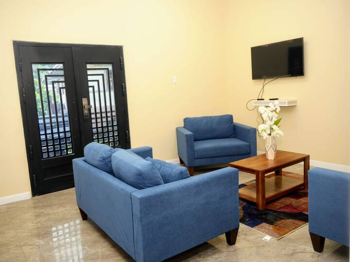 Sween's Serene Apartment 2 - Port of Spain