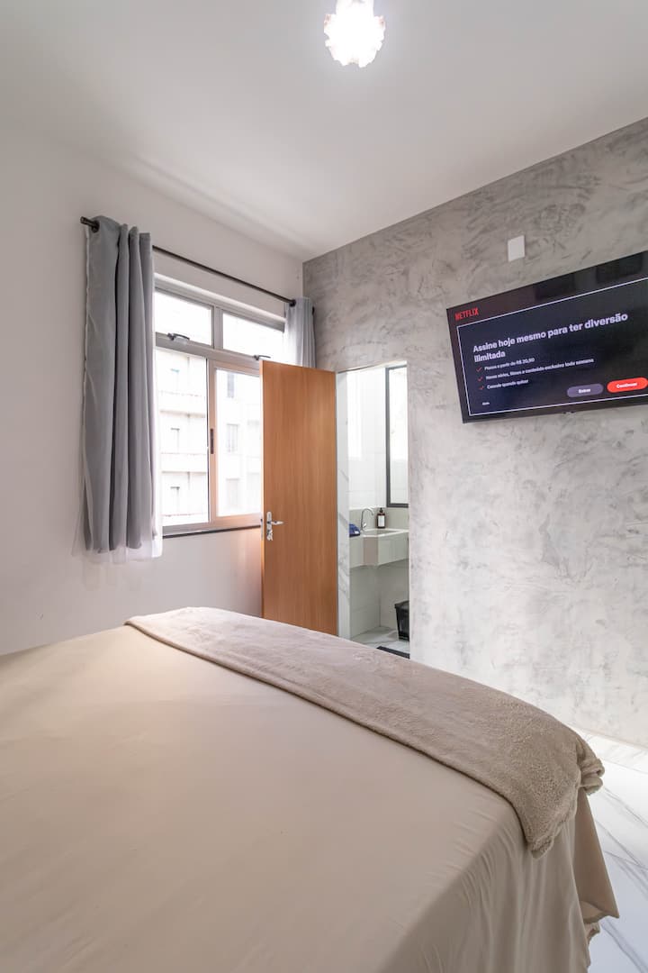 Hospede-se No Centro De Bh – Ap Novo - Belo Horizonte