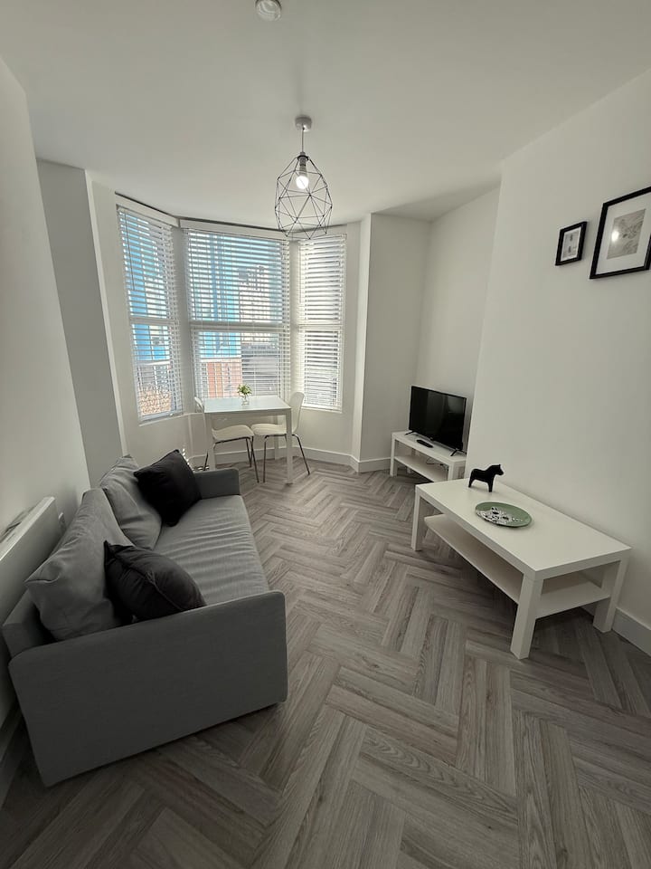 2 - 9 Mill Lane-city Centre Apartment. Brand New! - Cardiff