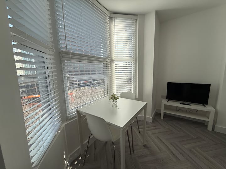 2 - 9 Mill Lane-city Centre Apartment. Brand New! - Cardiff