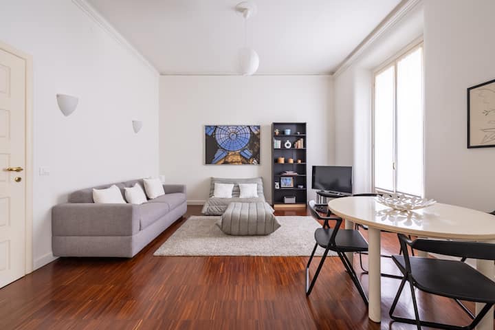 Nuovo Elegante Appartamento - Milán
