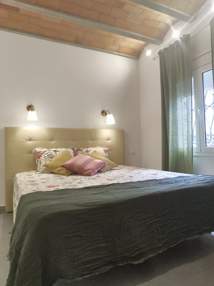 Amplia Habitacion Independiente Con Baño Privado - Sant Vicenç de Montalt