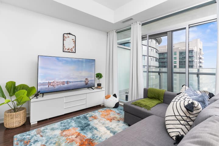 50% Off Monthly Central Stay, Gorgeous City Views! - Toronto