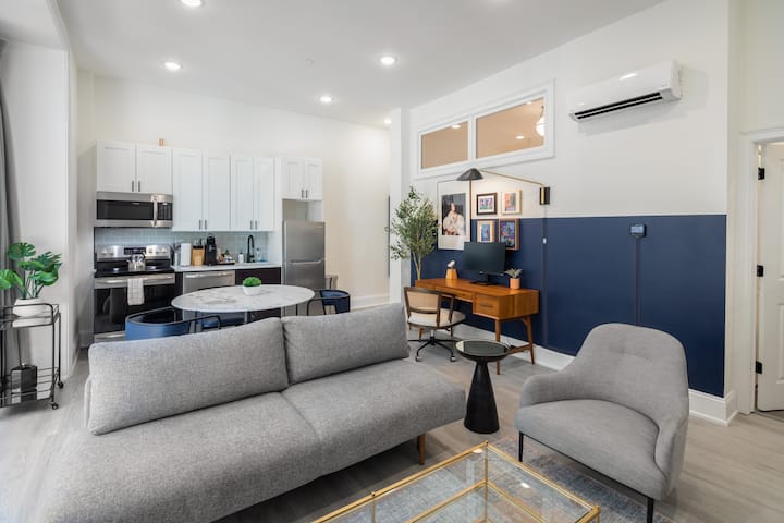 Sosuite | Window Wall 1br Apt - Wells Fargo Center