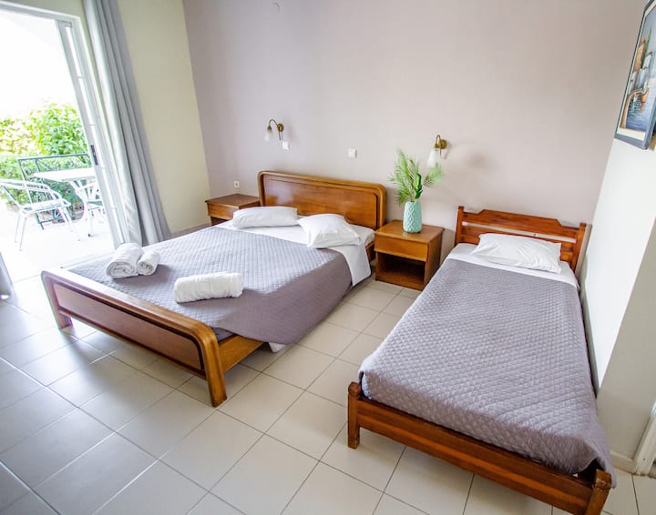 Triple Room- Sofia's Hotel - Zakynthos