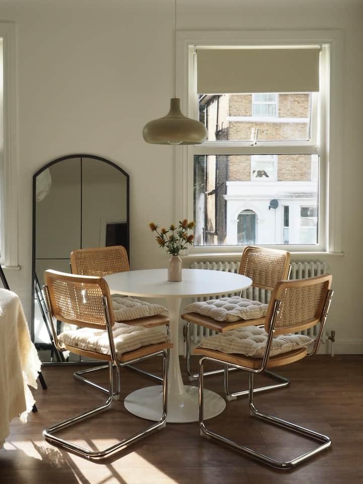 Chic London Home - Peaceful Stay Near Greenwich - Bromley