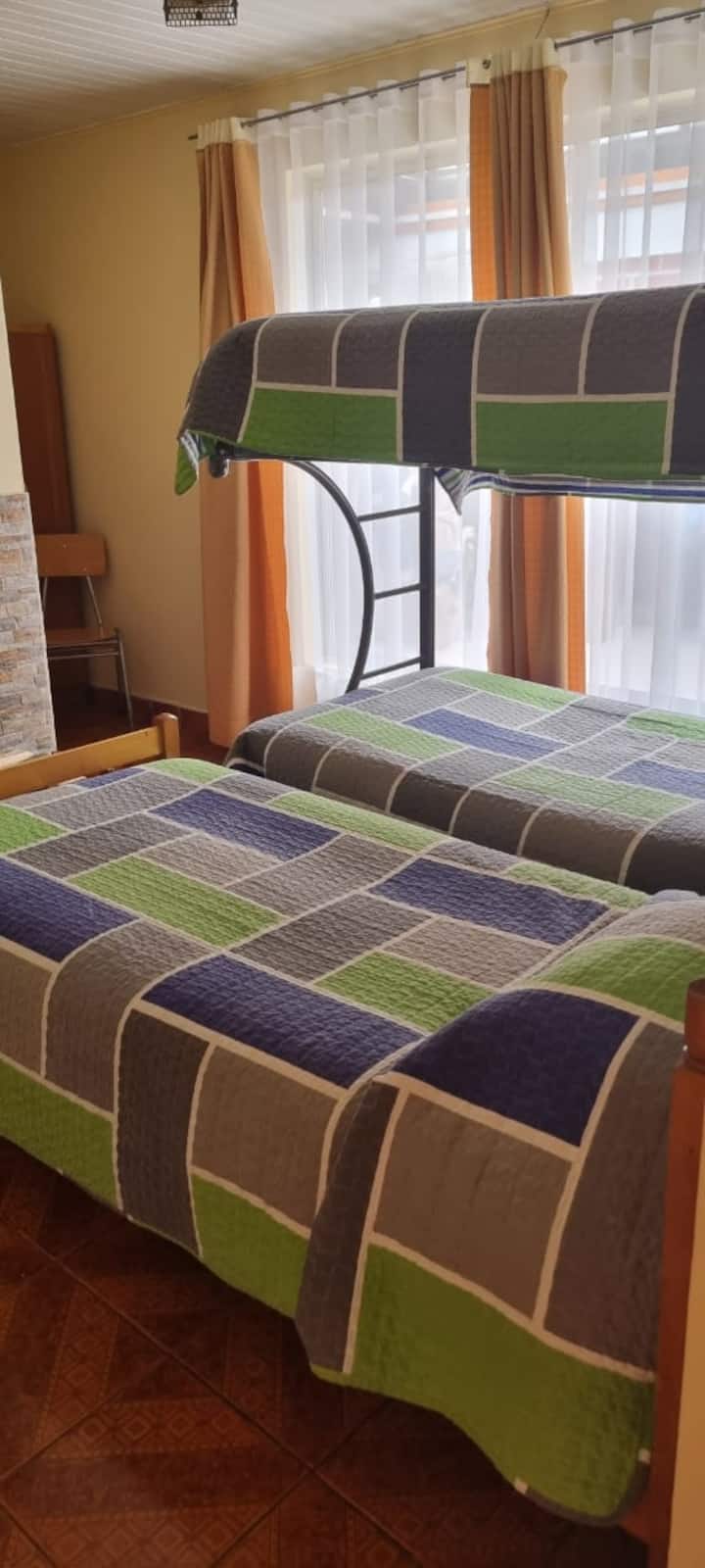 Habitación Basic Para 3 Personas - Victoria, Chile