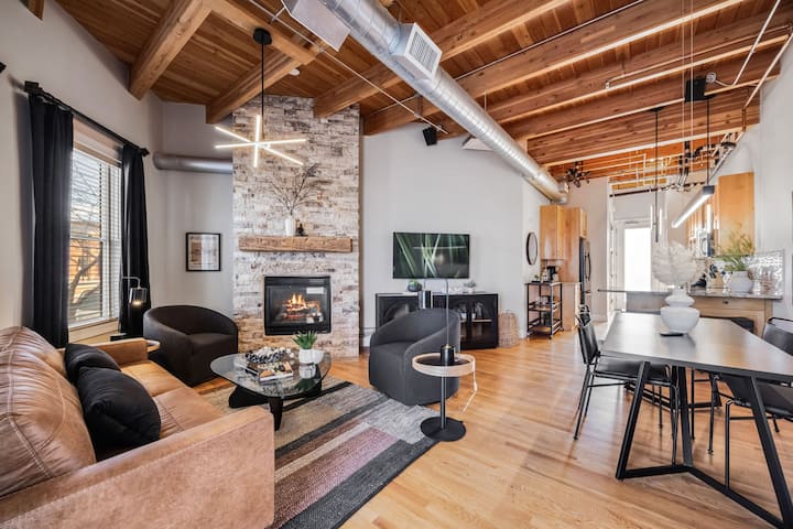Luxury Condo In Old Town - Fort Collins, CO
