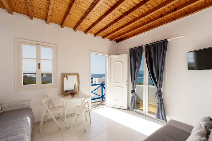 Mykonos Town Apartment With Private Balcony - Mykonos