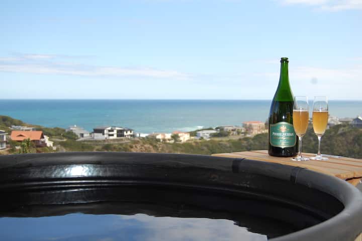Boathouse 
Apartment, Ocean View, Woodfire Hot Tub - Sedgefield