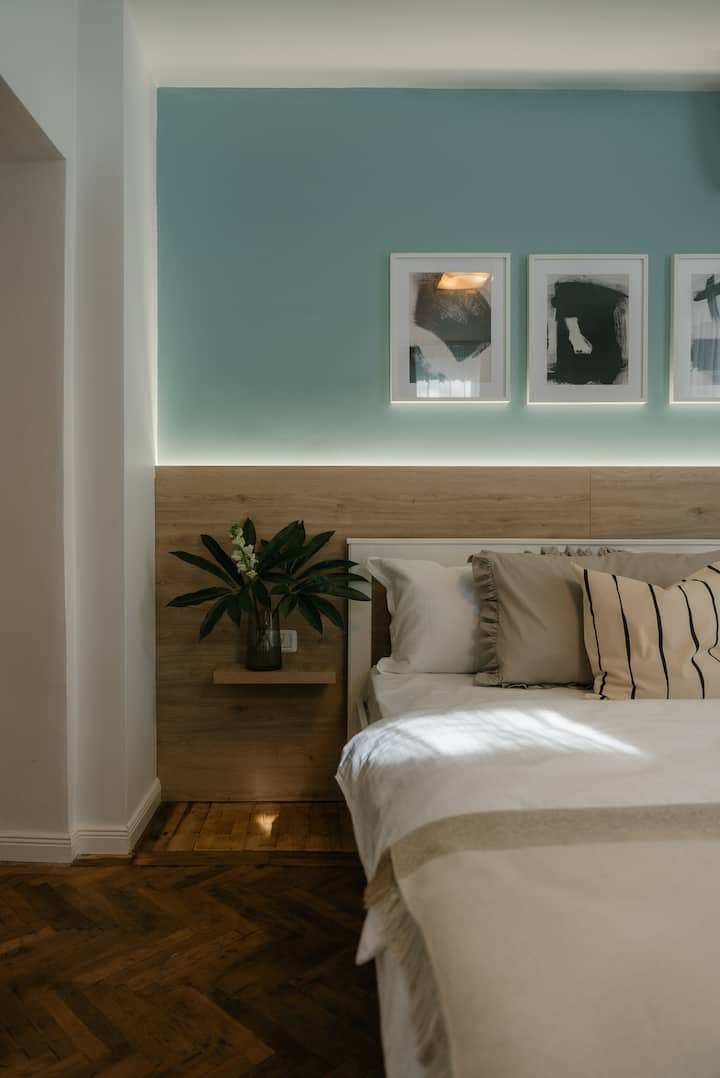 Black Habit Accomodation R1 - Bucarest
