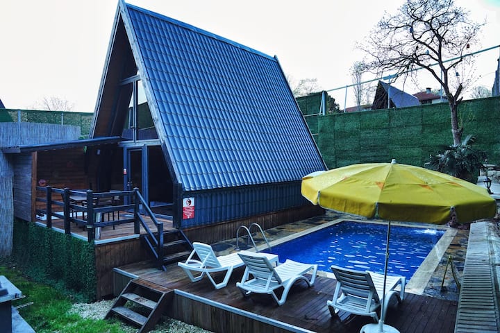 3-jakuzili 
Tam Korunaklı Bungalow - Kartepe