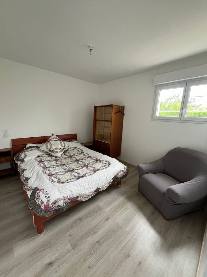 Deux Pièces Meublées - Ifs