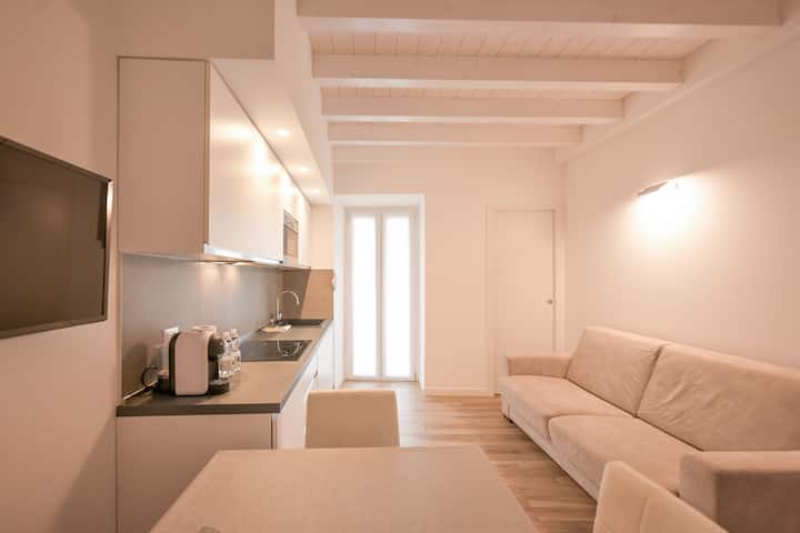 Sweetly Apartment In The Walled City + Wifi E A/c - Como