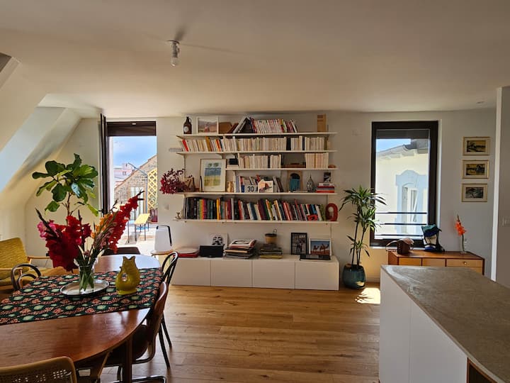 Petite Chambre Perchée En Duplex - Strasbourg