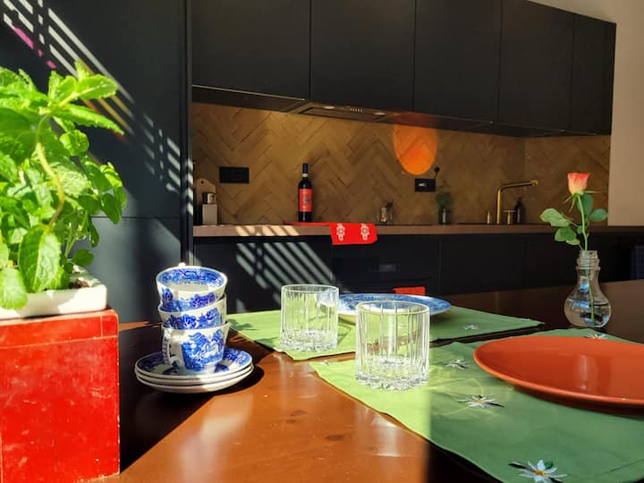 Colorful & Cozy Retreat - Diemen