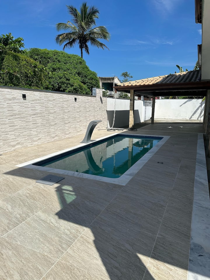 Casa Com Piscina Em Caraguatatuba 2 Km Praia Aruan - Caraguatatuba