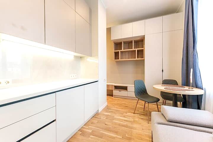 Cozy & Bright Apartment In The Heart Of Riga - 裡加