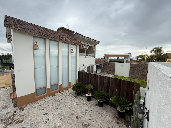 Cabañas San Antonio / Cabaña Fam - Querétaro